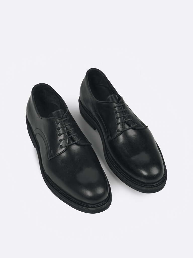 DERBY SHOES IN BLACK LEATHER - TARMOR