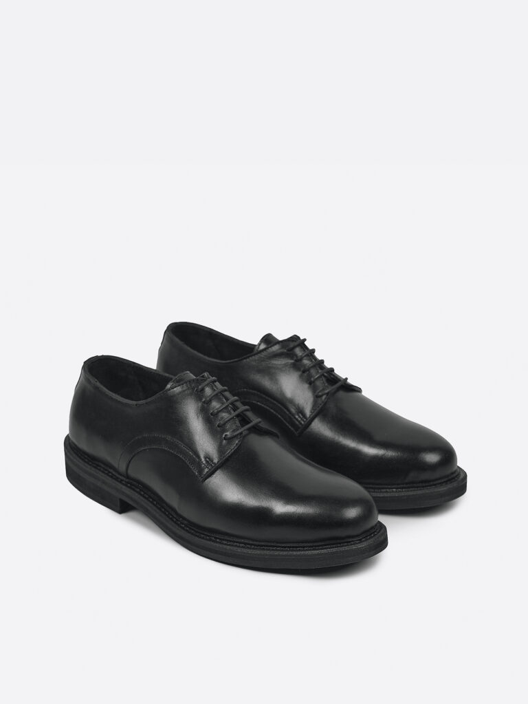 DERBY SHOES IN BLACK LEATHER - TARMOR