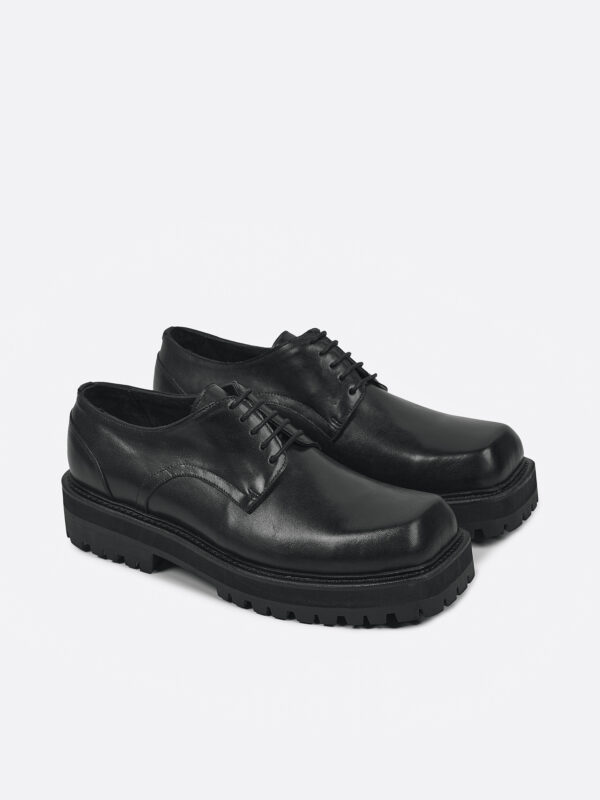 CHUNKY DERBY SHOES WITH SQUARE TOE IN BLACK LEATHER - TARMOR